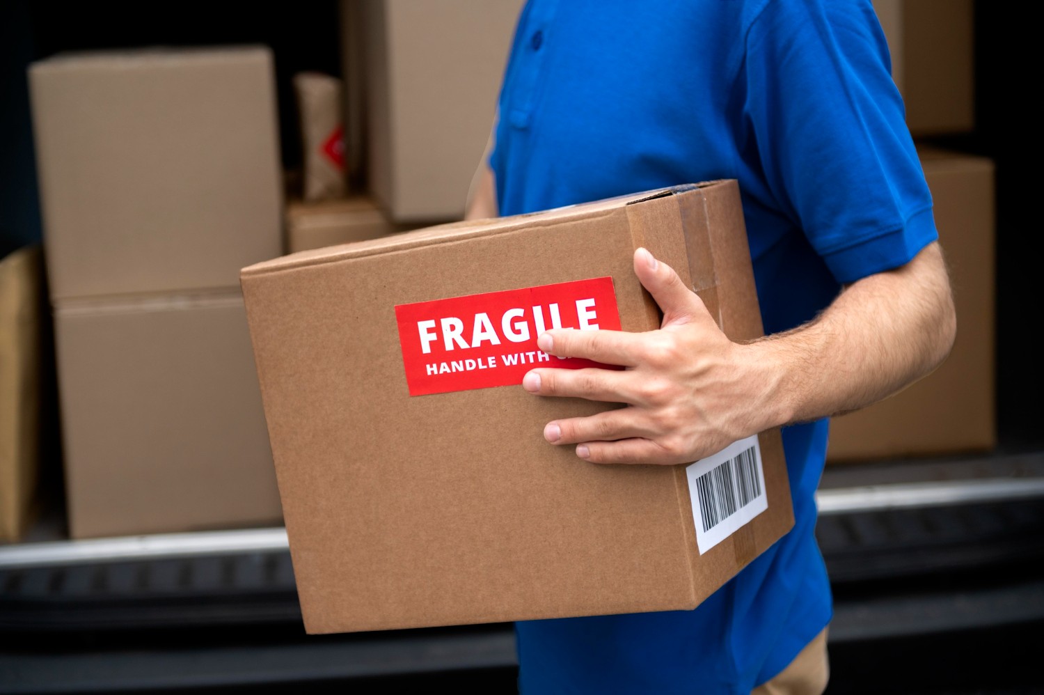 Best Ways to Transport a Fragile Package - Keedwell Scotland